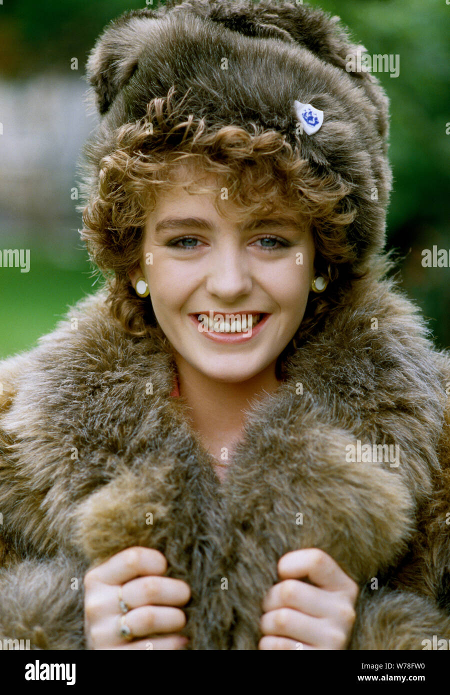 Blue peter presenter -Fotos und -Bildmaterial in hoher Auflösung – Alamy