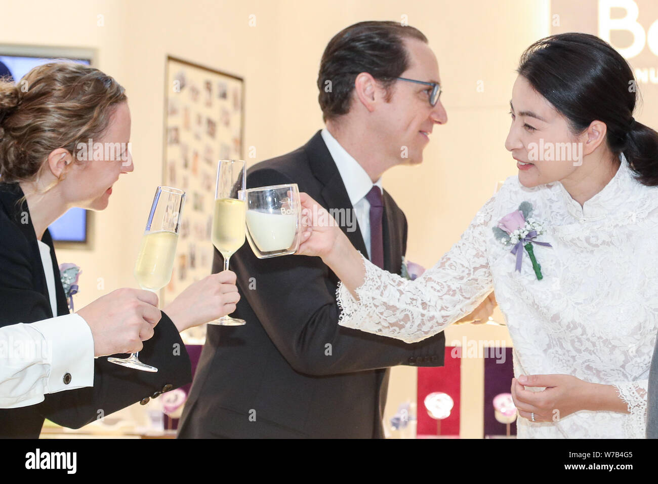 Chinesischen Olympischen tauchen Meister Guo Jingjing, Recht, die ist ...