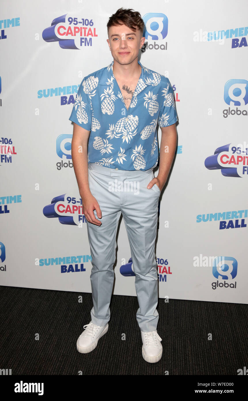 Roman kemp -Fotos und -Bildmaterial in hoher Auflösung – Alamy