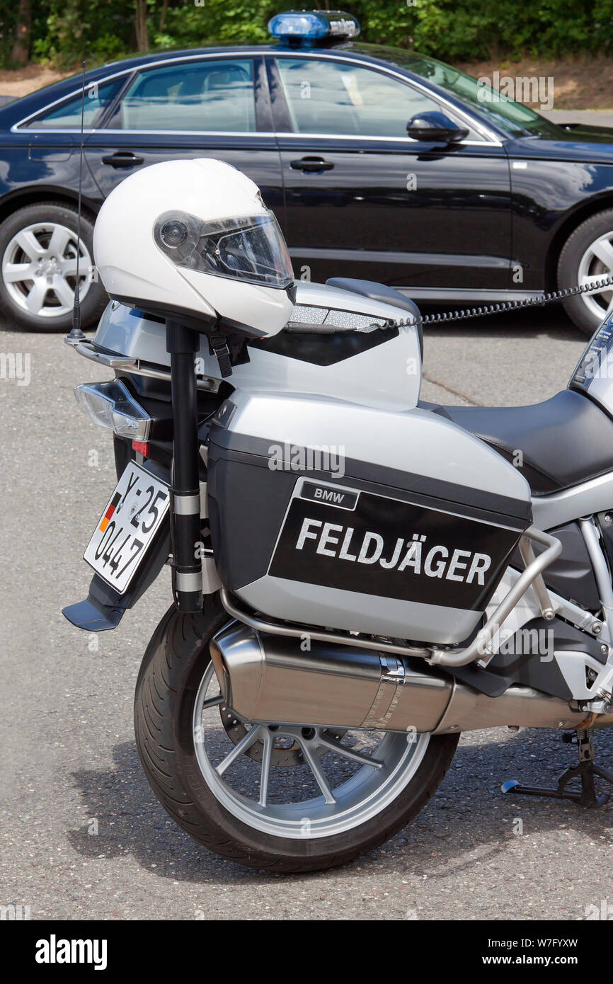 Feldjäger, die Militärpolizei der Bundeswehr, die Bundeswehr ...