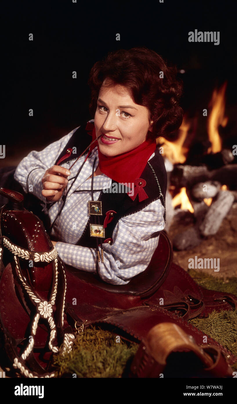 Tv hostess -Fotos und -Bildmaterial in hoher Auflösung – Alamy