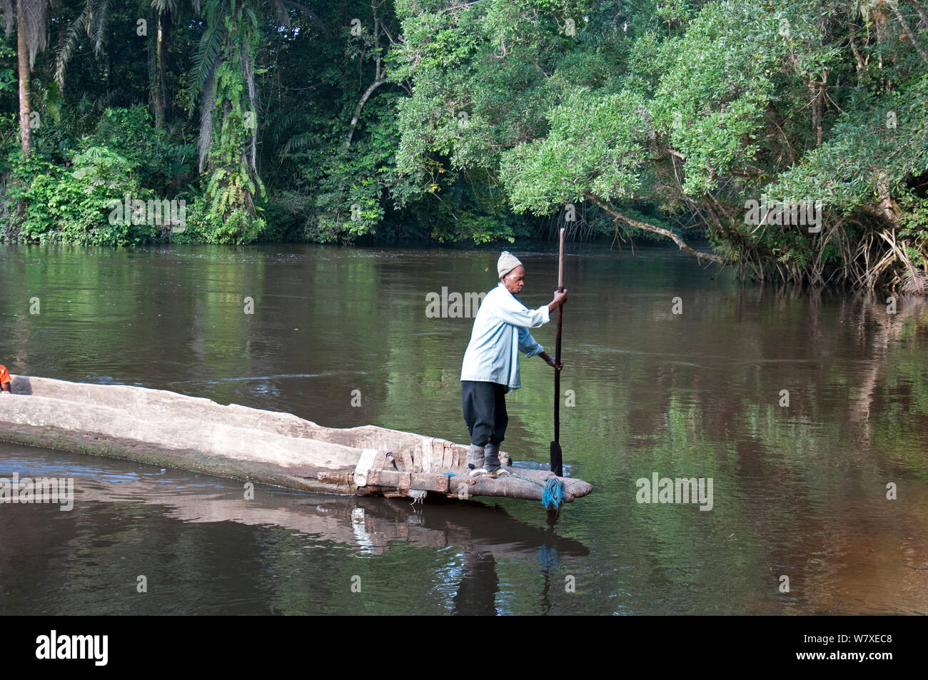 Congo boat -Fotos und -Bildmaterial in hoher Auflösung – Alamy