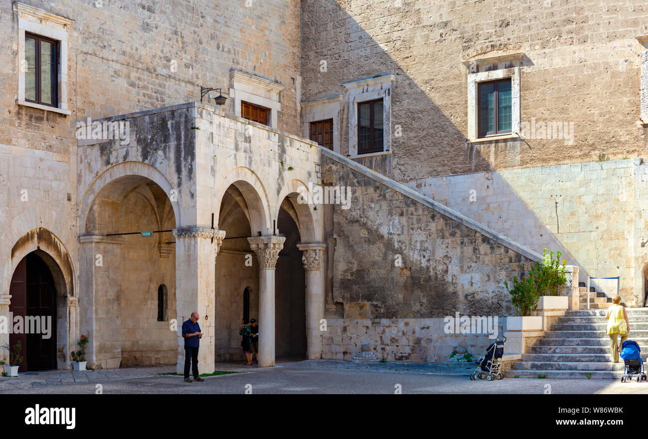 Bari, Italien - 2 September, 2018: die Touristen, die das Schwäbische ...