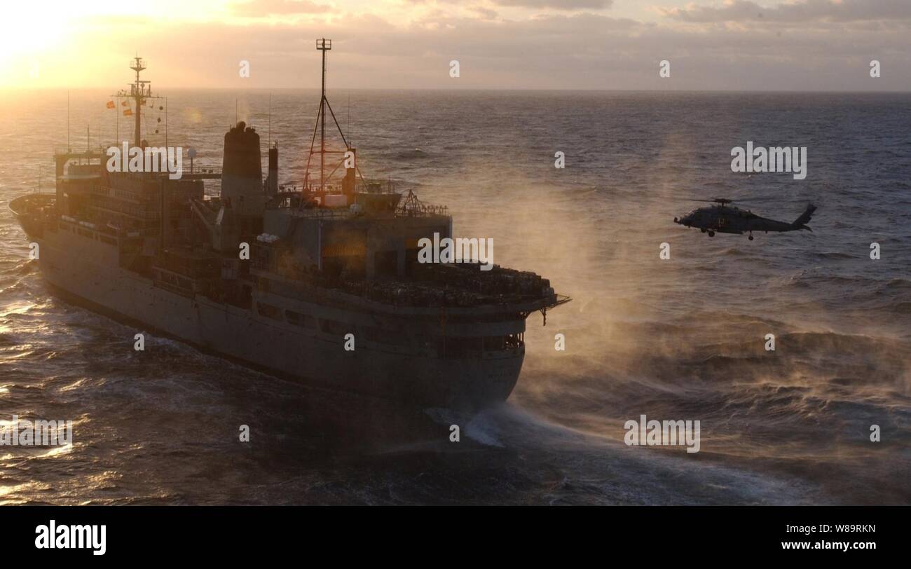 Usns spica t afs 9 -Fotos und -Bildmaterial in hoher Auflösung – Alamy