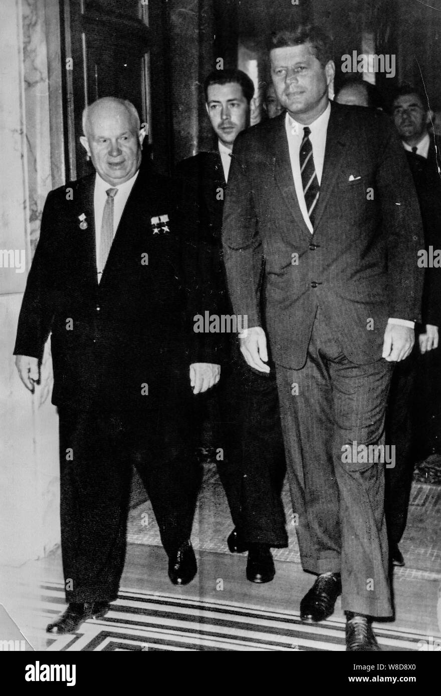 Nikita khrushchev and john kennedy -Fotos und -Bildmaterial in hoher ...