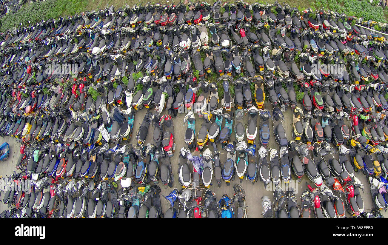 Motorcycle Scrapyard Stockfotos und -bilder Kaufen - Alamy