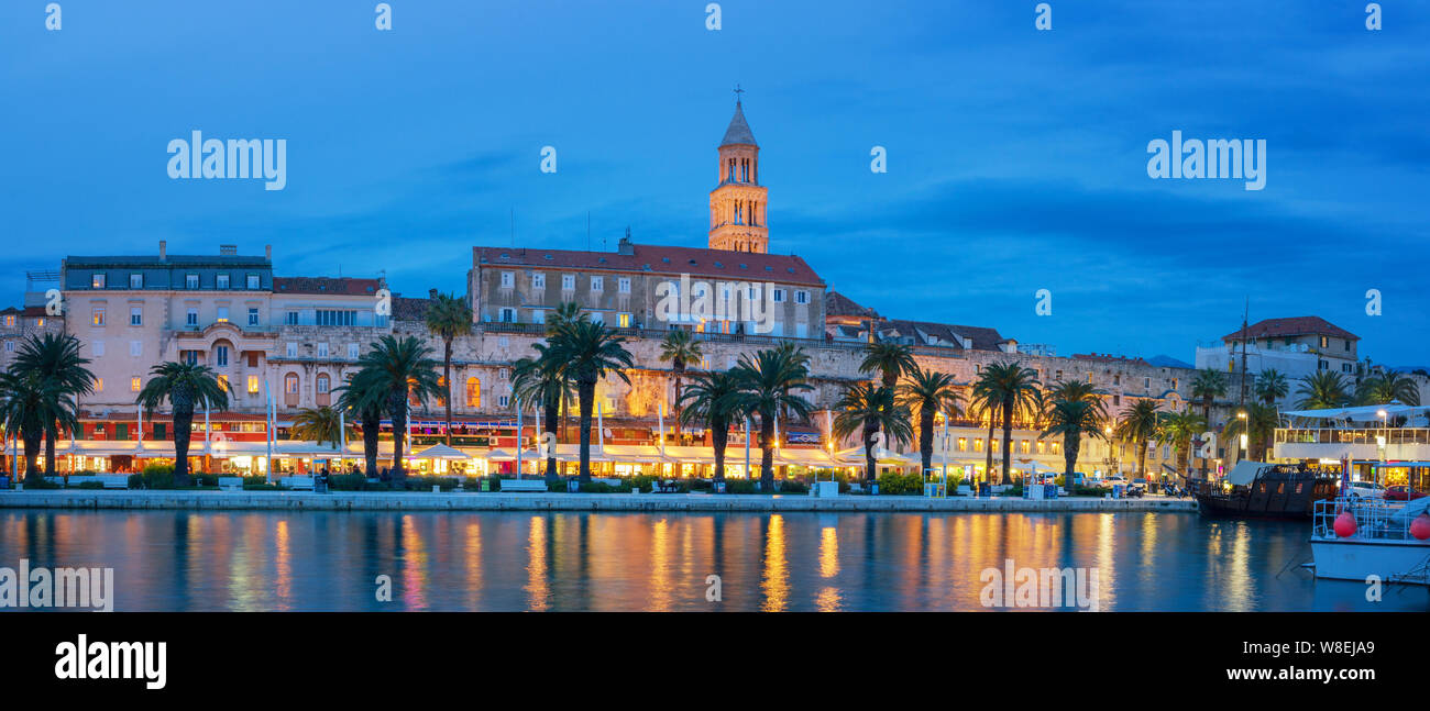Split waterfront bei nacht -Fotos und -Bildmaterial in hoher Auflösung ...