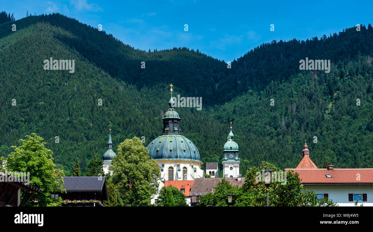 Hauptfassade des Kloster Ettal, Kloster Ettal in der Nähe von ...