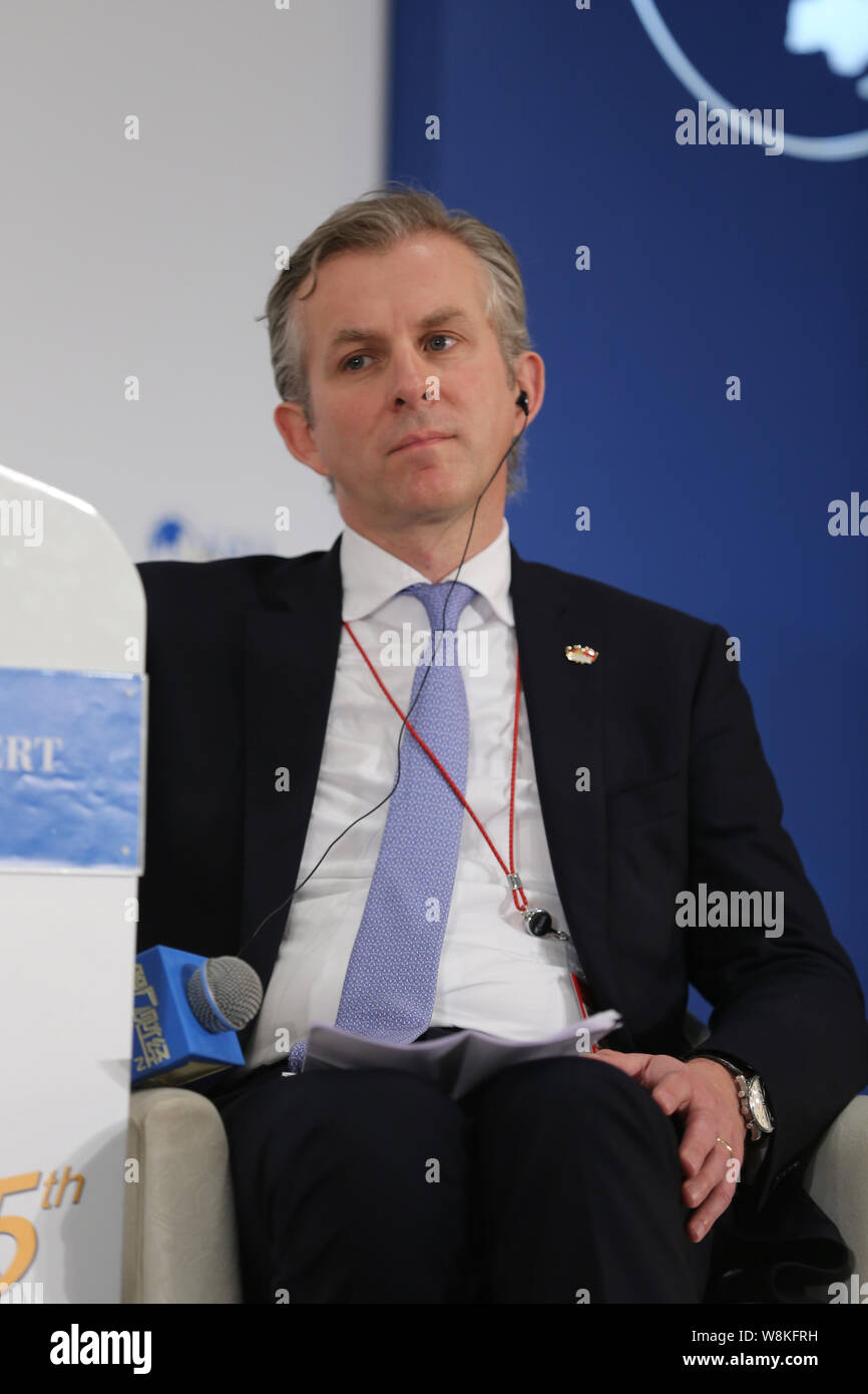 Jan Rinnert, Vorsitzender der Geschäftsführung der Heraeus Holding GMBH ...