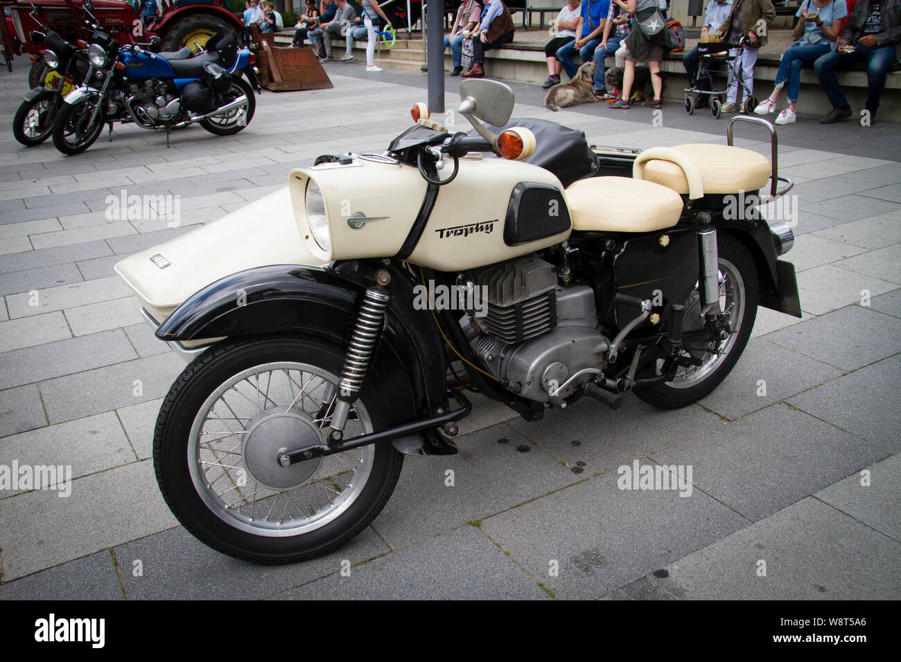 Oldtimer motorrad -Fotos und -Bildmaterial in hoher Auflösung – Alamy