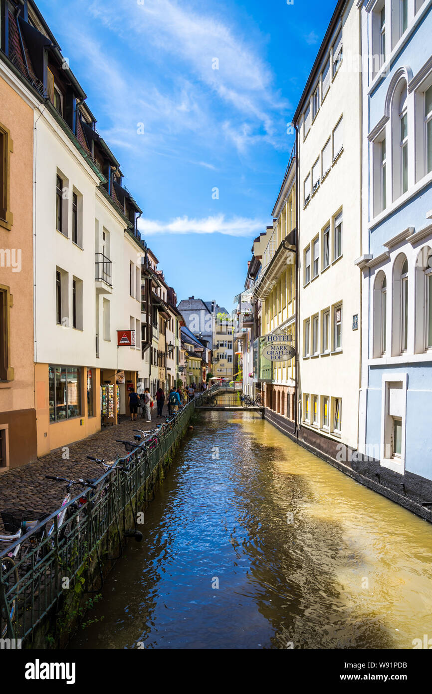 Fischerau freiburg -Fotos und -Bildmaterial in hoher Auflösung – Alamy