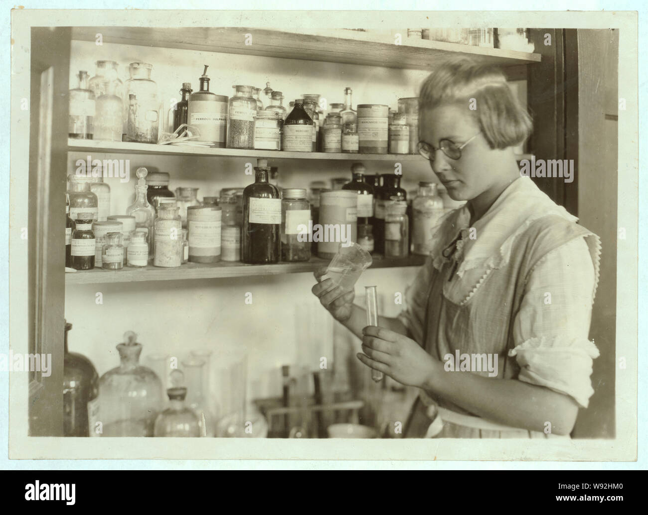Zeichnet das schuljahr auf -Fotos und -Bildmaterial in hoher Auflösung ...
