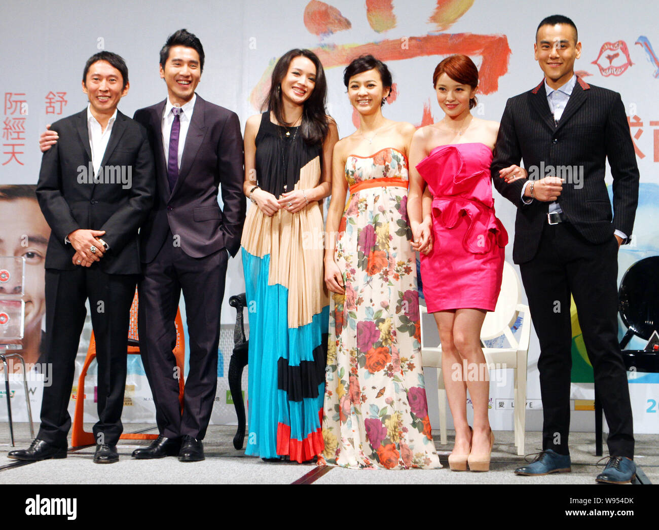 (Von links) Der Taiwanesische Regisseur Doze Niu, Schauspieler Mark ...