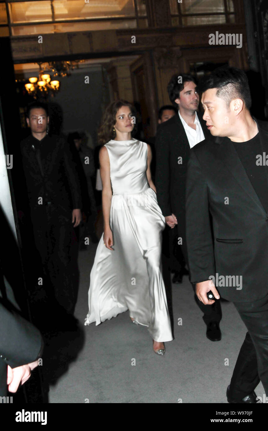 Russian model natalia vodianova antoine -Fotos und -Bildmaterial in ...