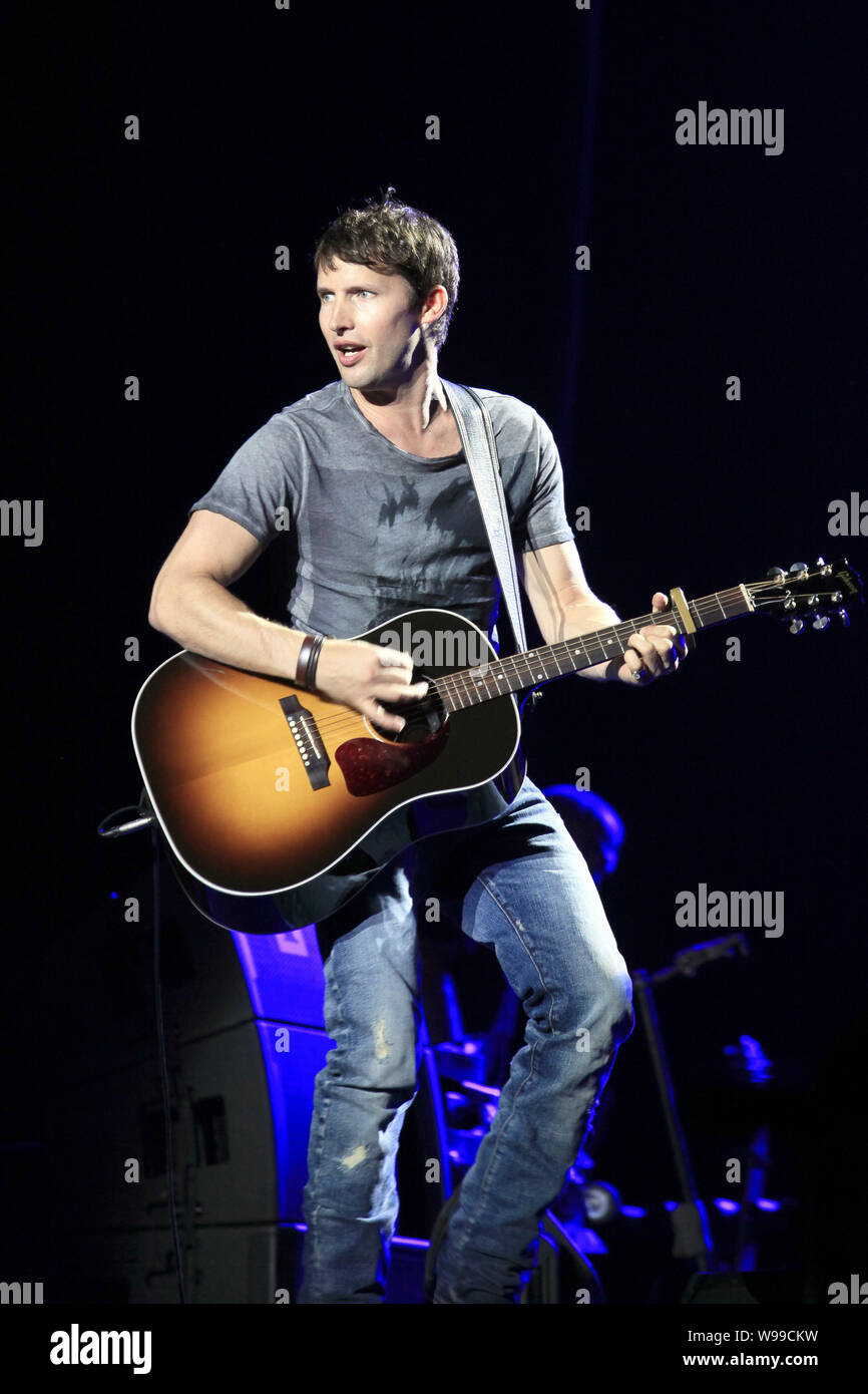 Der britische Sänger James Hillier Blount, besser bekannt unter seinem ...