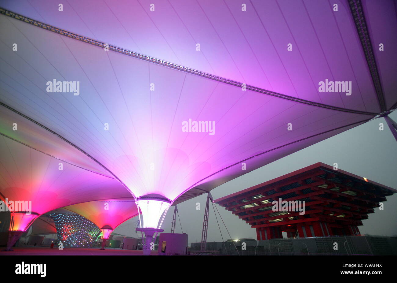 Das Kabel-membrane Strukturen und die China Pavillon sind zu sehen auf ...