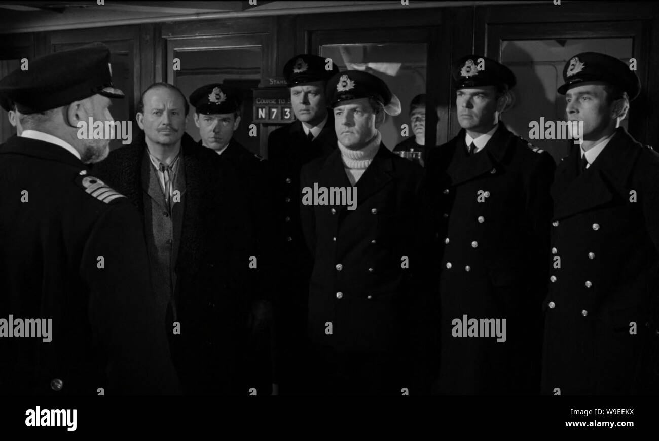 London. UK. Laurence Naismith als Edward J. Smith (Kapitän der Titanic ...