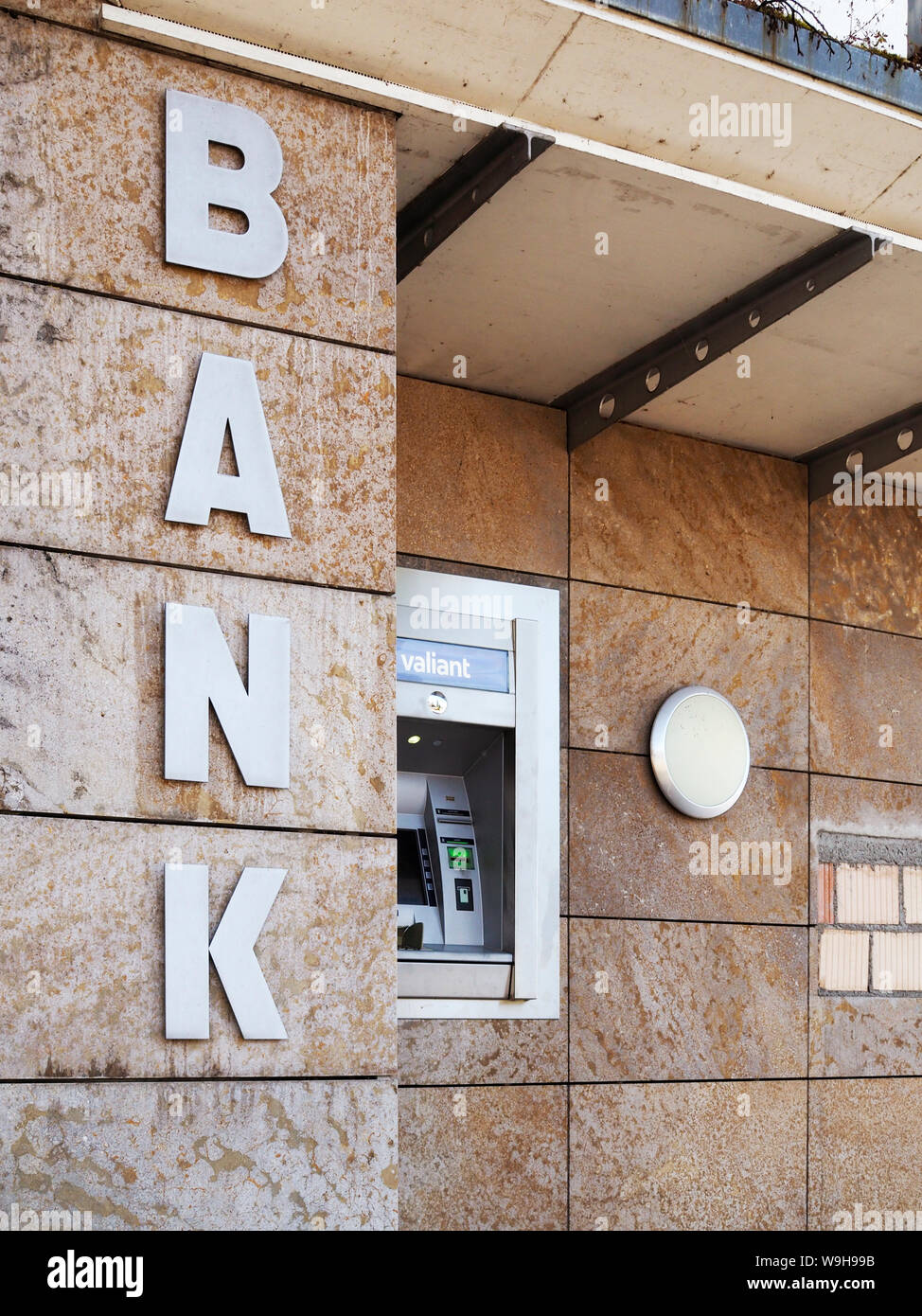 Valiant bank -Fotos und -Bildmaterial in hoher Auflösung – Alamy