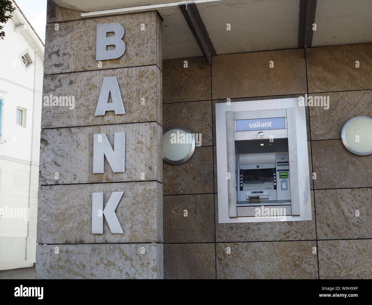 Valiant bank -Fotos und -Bildmaterial in hoher Auflösung – Alamy