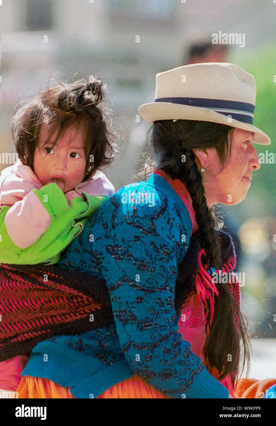 Inkas kleidung -Fotos und -Bildmaterial in hoher Auflösung – Alamy