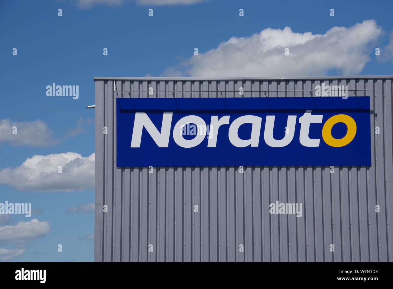 Norauto logo -Fotos und -Bildmaterial in hoher Auflösung – Alamy