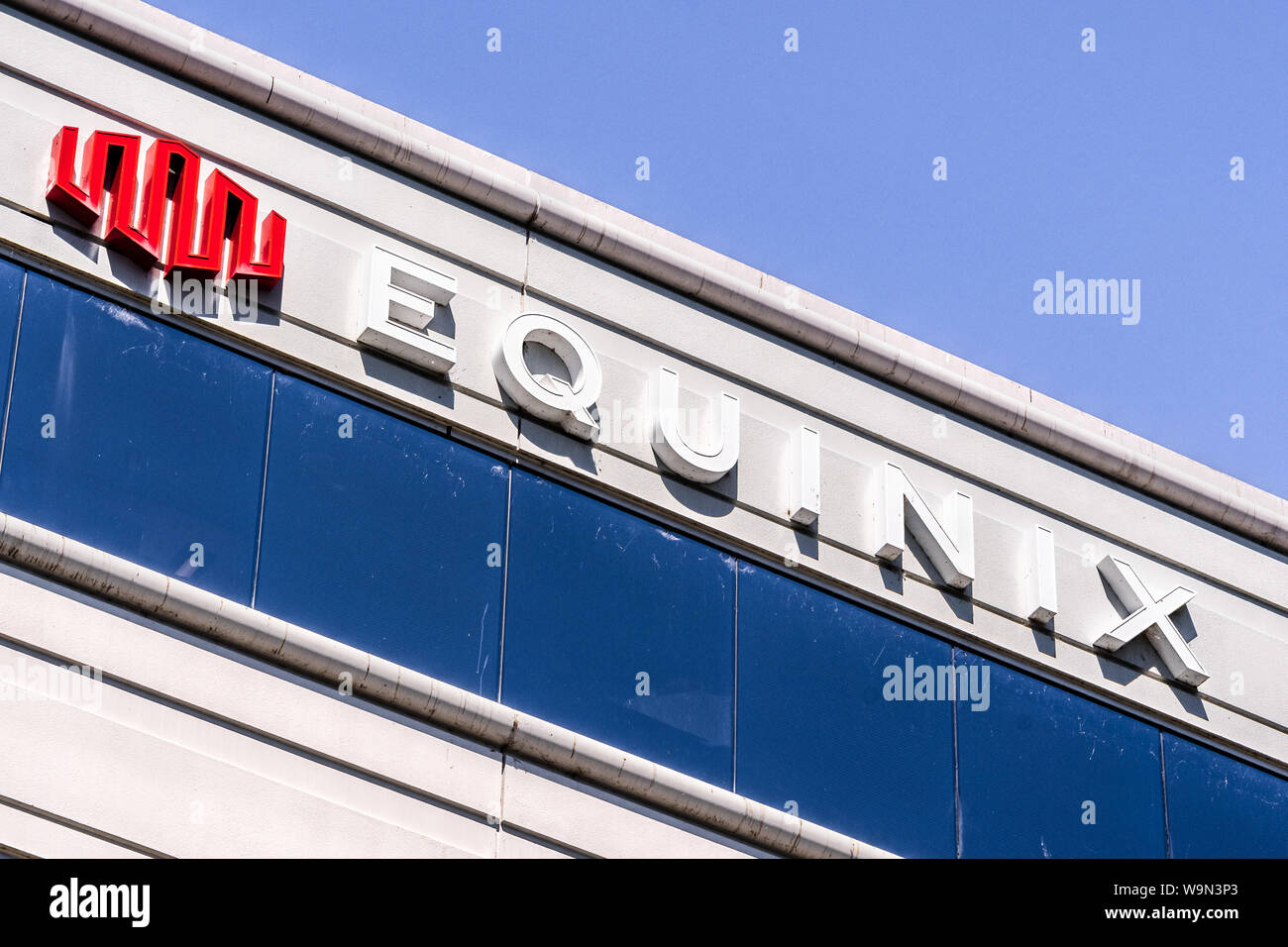 Equinix logo -Fotos und -Bildmaterial in hoher Auflösung – Alamy