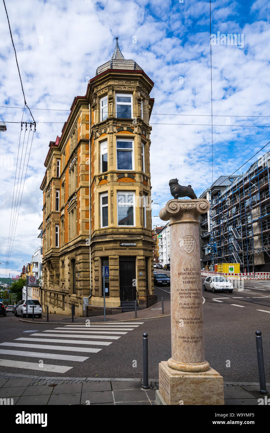 Loriot mops -Fotos und -Bildmaterial in hoher Auflösung – Alamy