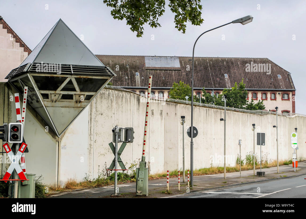 Bochum, Deutschland. 16 Aug, 2019. Die Justizvollzugsanstalt (JVA) in ...