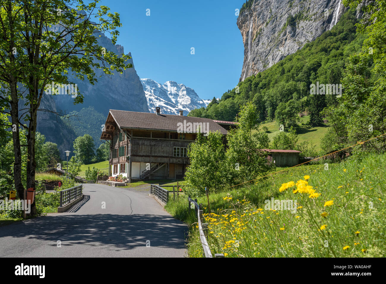 Berne bernese oberland waterfall lauterbrunnen -Fotos und -Bildmaterial ...