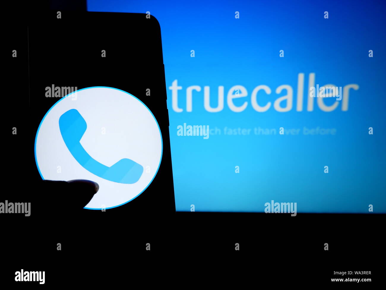 Truecaller logo -Fotos und -Bildmaterial in hoher Auflösung – Alamy