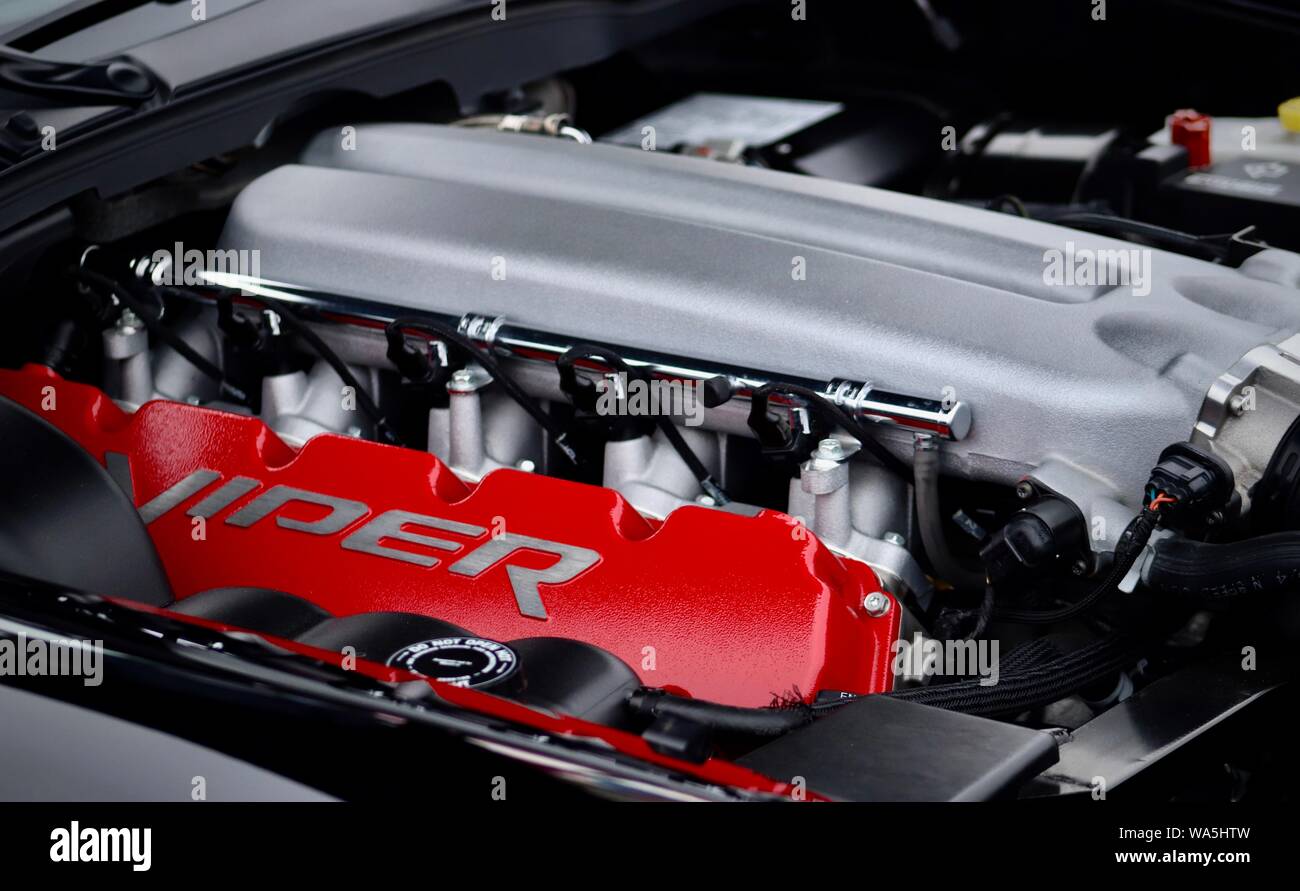 V8 engine block -Fotos und -Bildmaterial in hoher Auflösung – Alamy