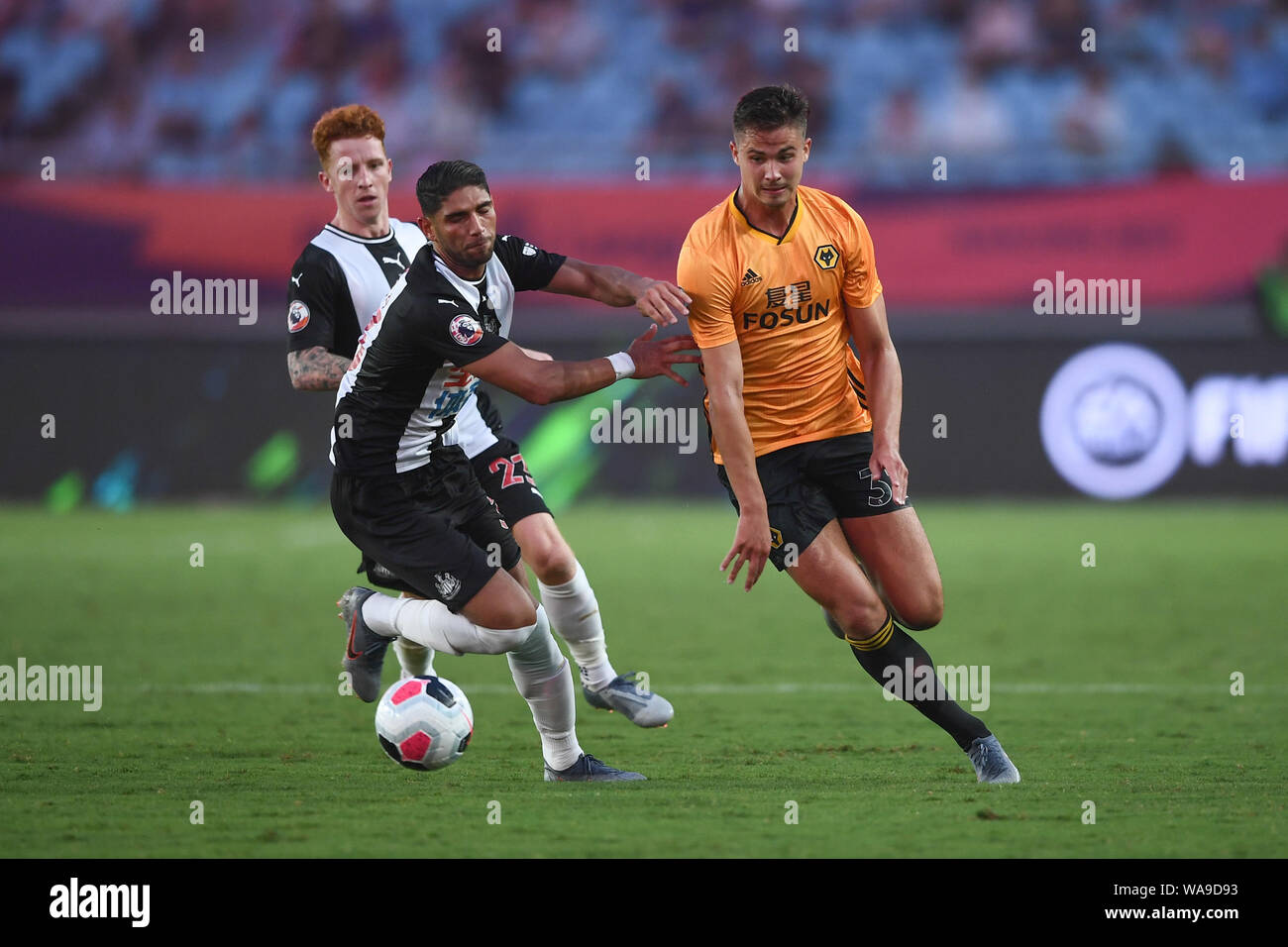 Neue wanderer -Fotos und -Bildmaterial in hoher Auflösung – Alamy