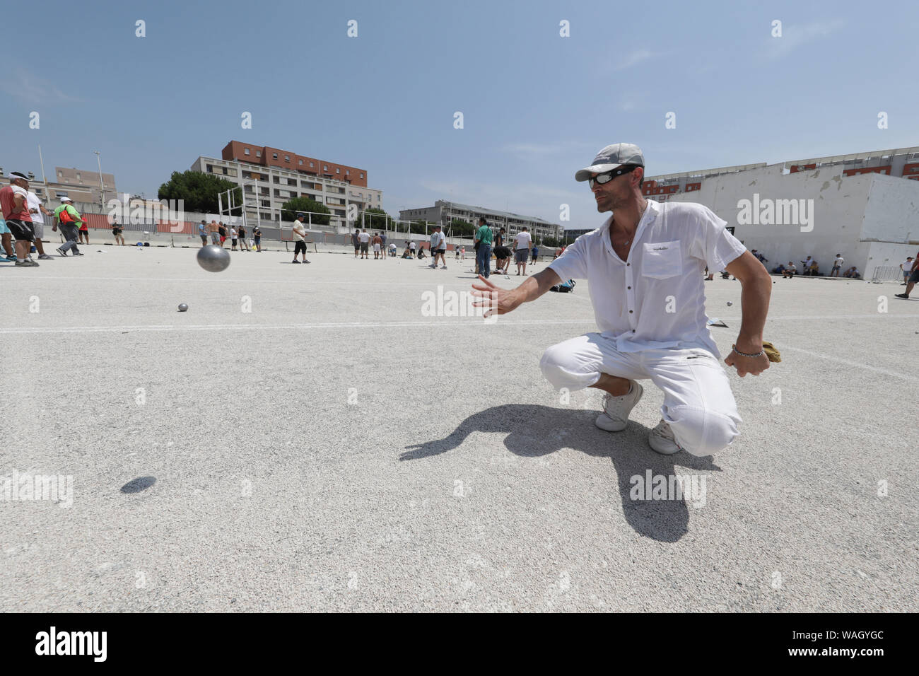 Boule court -Fotos und -Bildmaterial in hoher Auflösung – Alamy