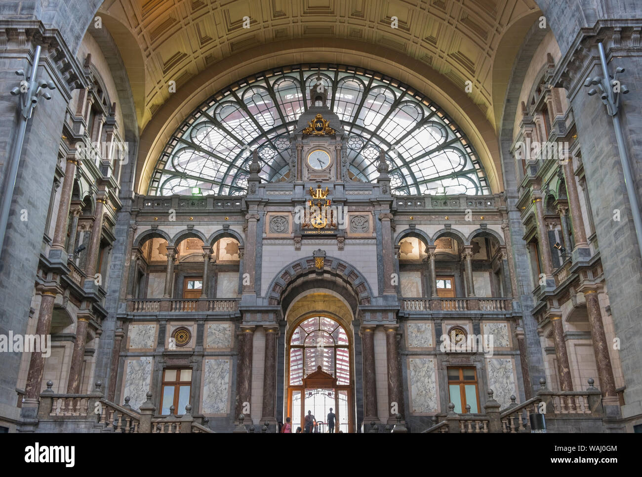 Innenraum Des Hauptbahnhofs Antwerpen Stockfotos und -bilder Kaufen - Alamy