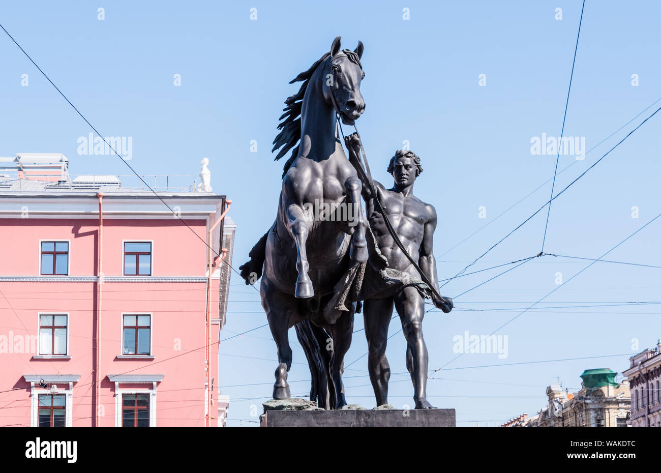 Eine von vier Pferd Skulpturen "Das Pferd Dompteure" auf der Anitschkow ...