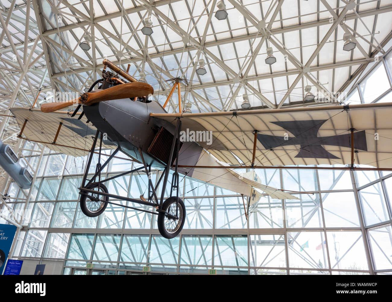 Seattle rumpler taube taube -Fotos und -Bildmaterial in hoher Auflösung ...