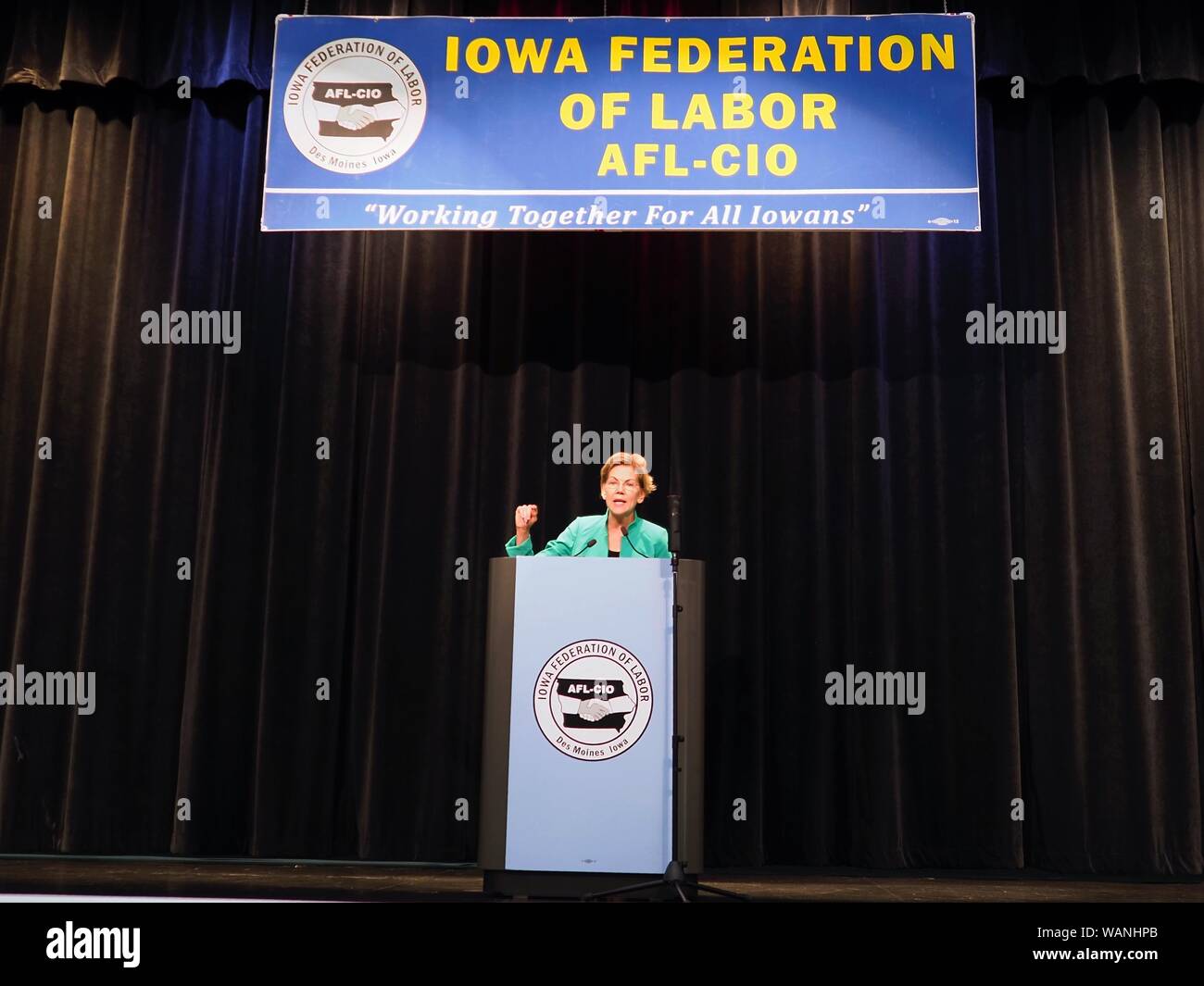 Altoona, Iowa, USA. 21 Aug, 2019. US-Senator ELIZABETH WARREN (D-MA ...