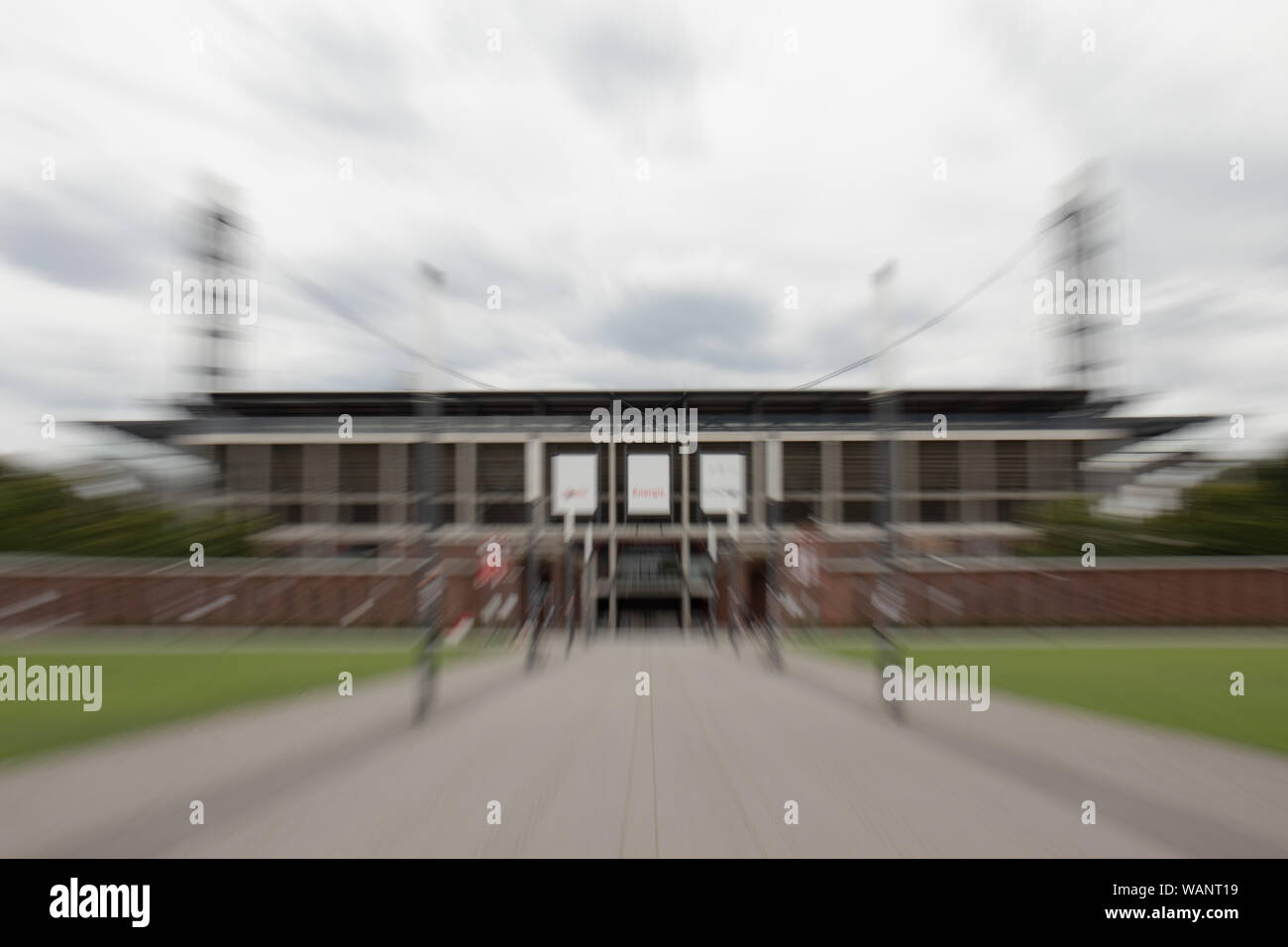 Rhein energie stadion -Fotos und -Bildmaterial in hoher Auflösung – Alamy