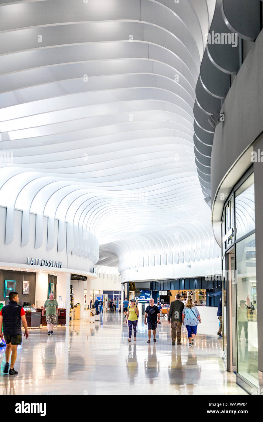 Auslass innenraum -Fotos und -Bildmaterial in hoher Auflösung – Alamy