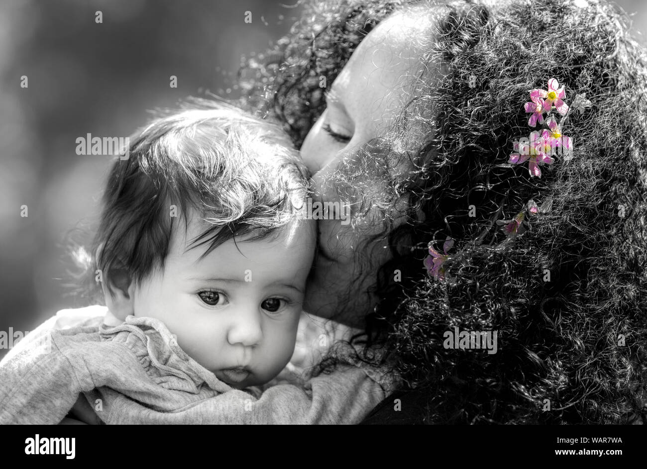 Baby versch -Fotos und -Bildmaterial in hoher Auflösung – Alamy