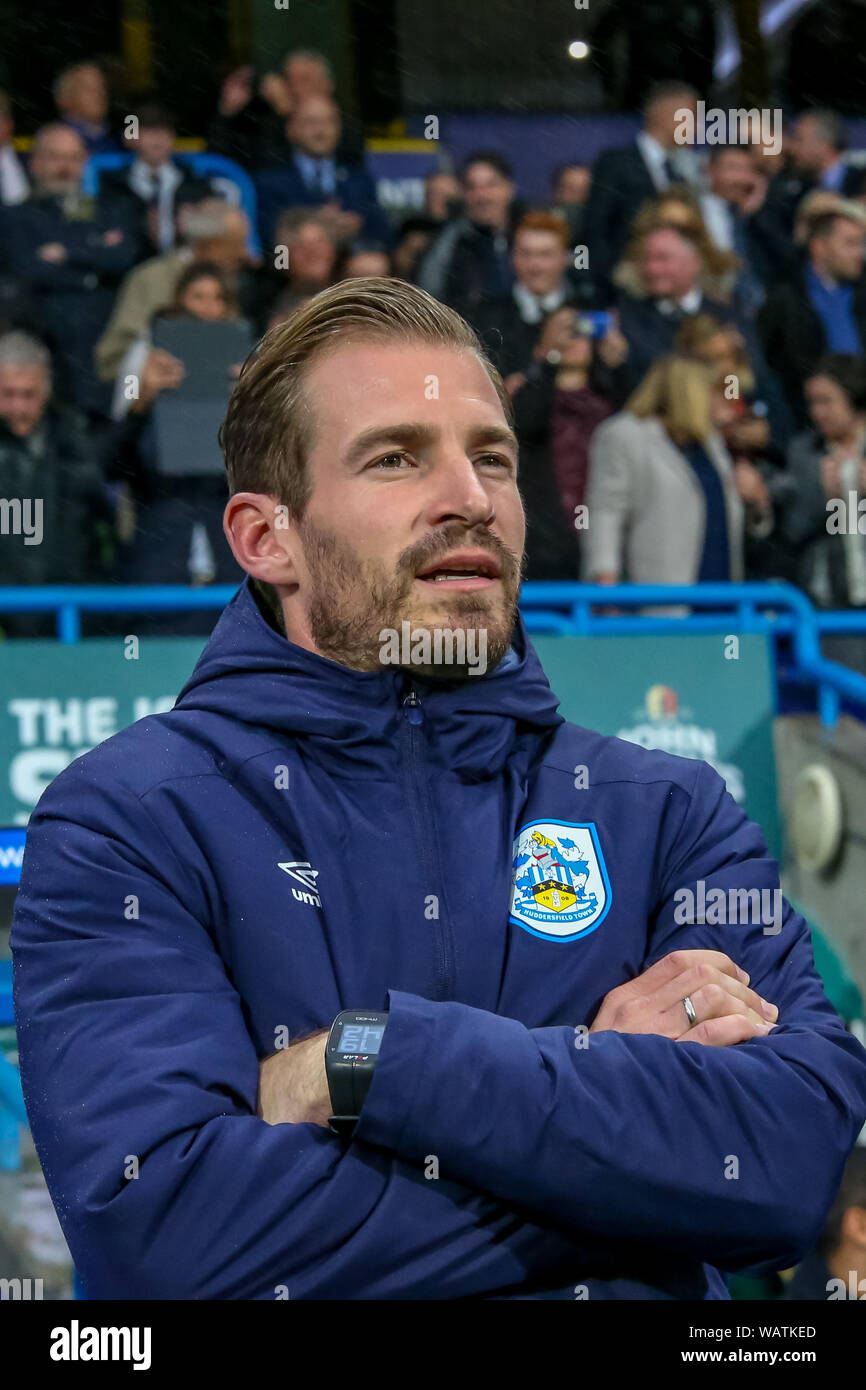 Jan siewer manager von huddersfield town -Fotos und -Bildmaterial in ...