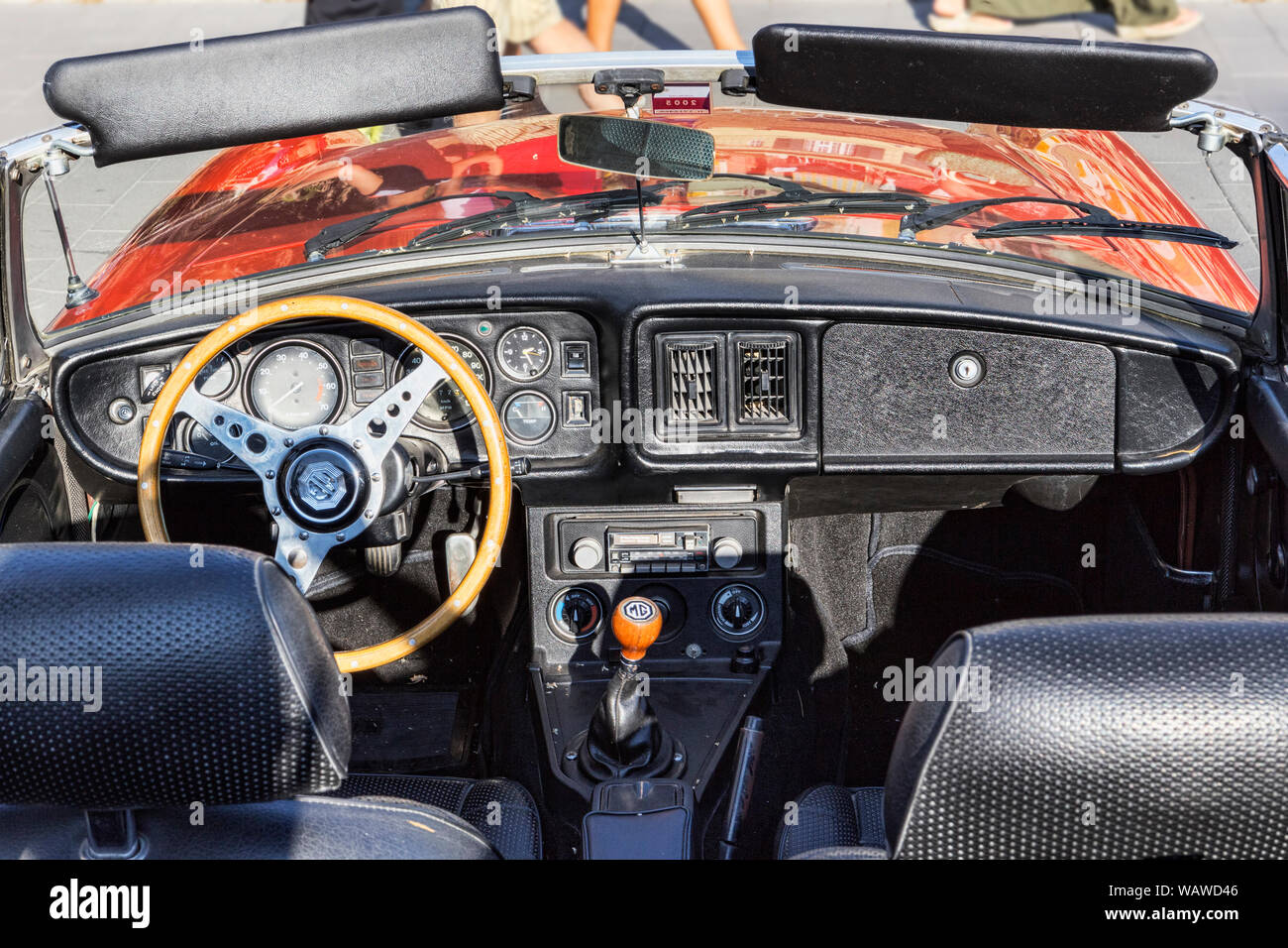 Instrumententafel instrumente -Fotos und -Bildmaterial in hoher ...