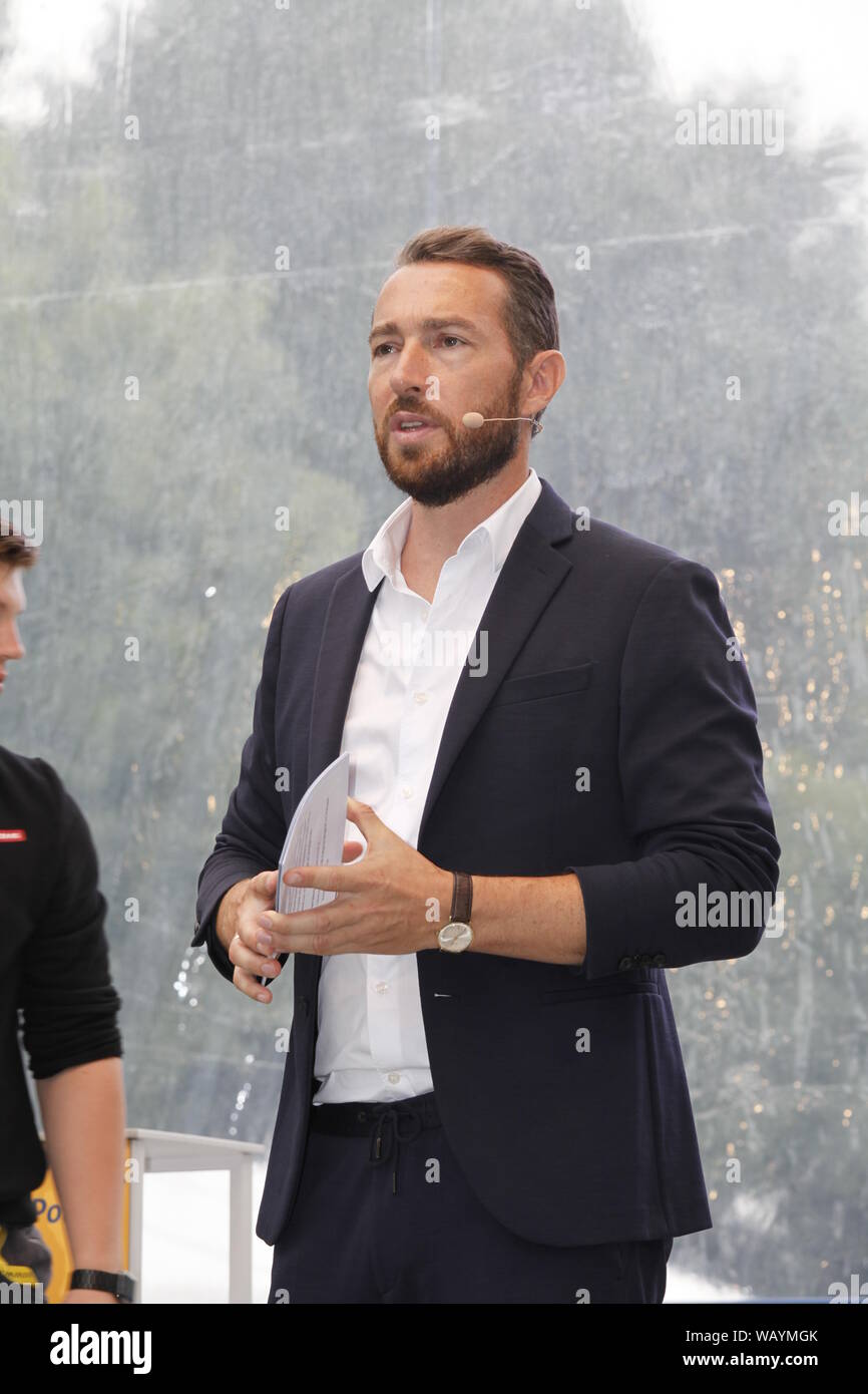 Zdf moderator -Fotos und -Bildmaterial in hoher Auflösung – Alamy