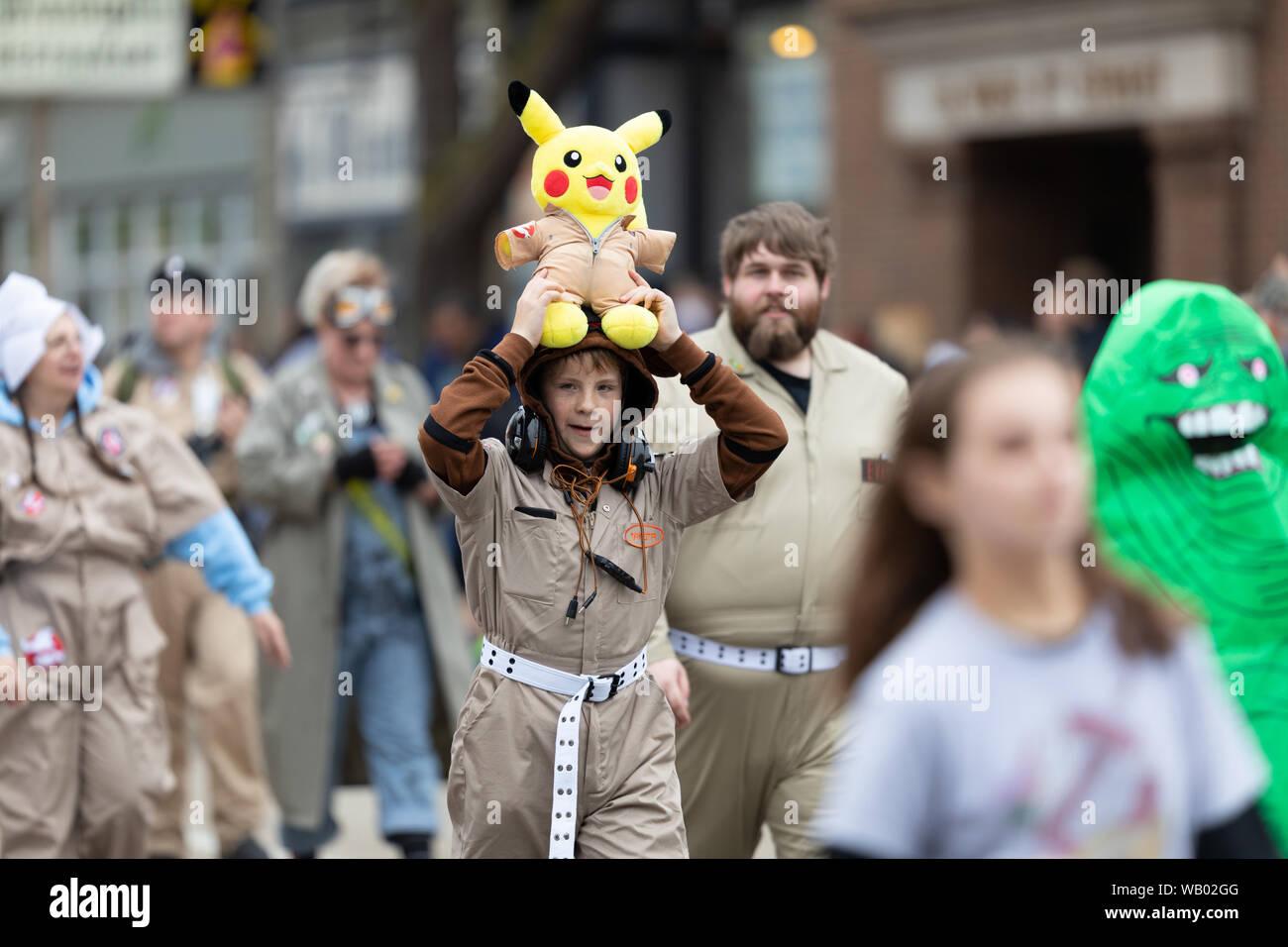 Pikachu mit menschen -Fotos und -Bildmaterial in hoher Auflösung – Alamy