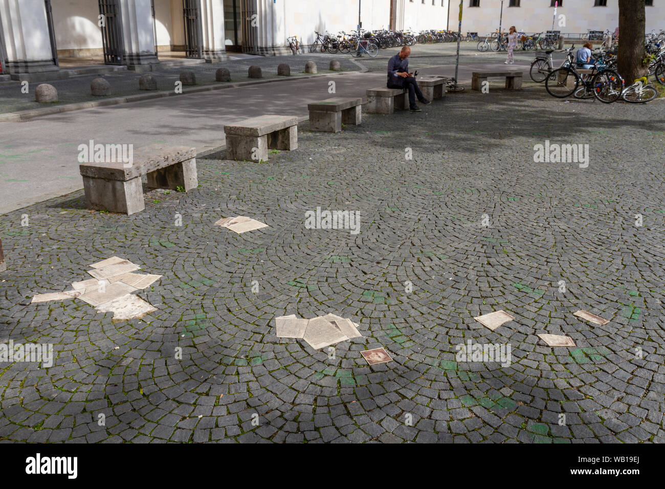 Rose denkmal -Fotos und -Bildmaterial in hoher Auflösung – Alamy