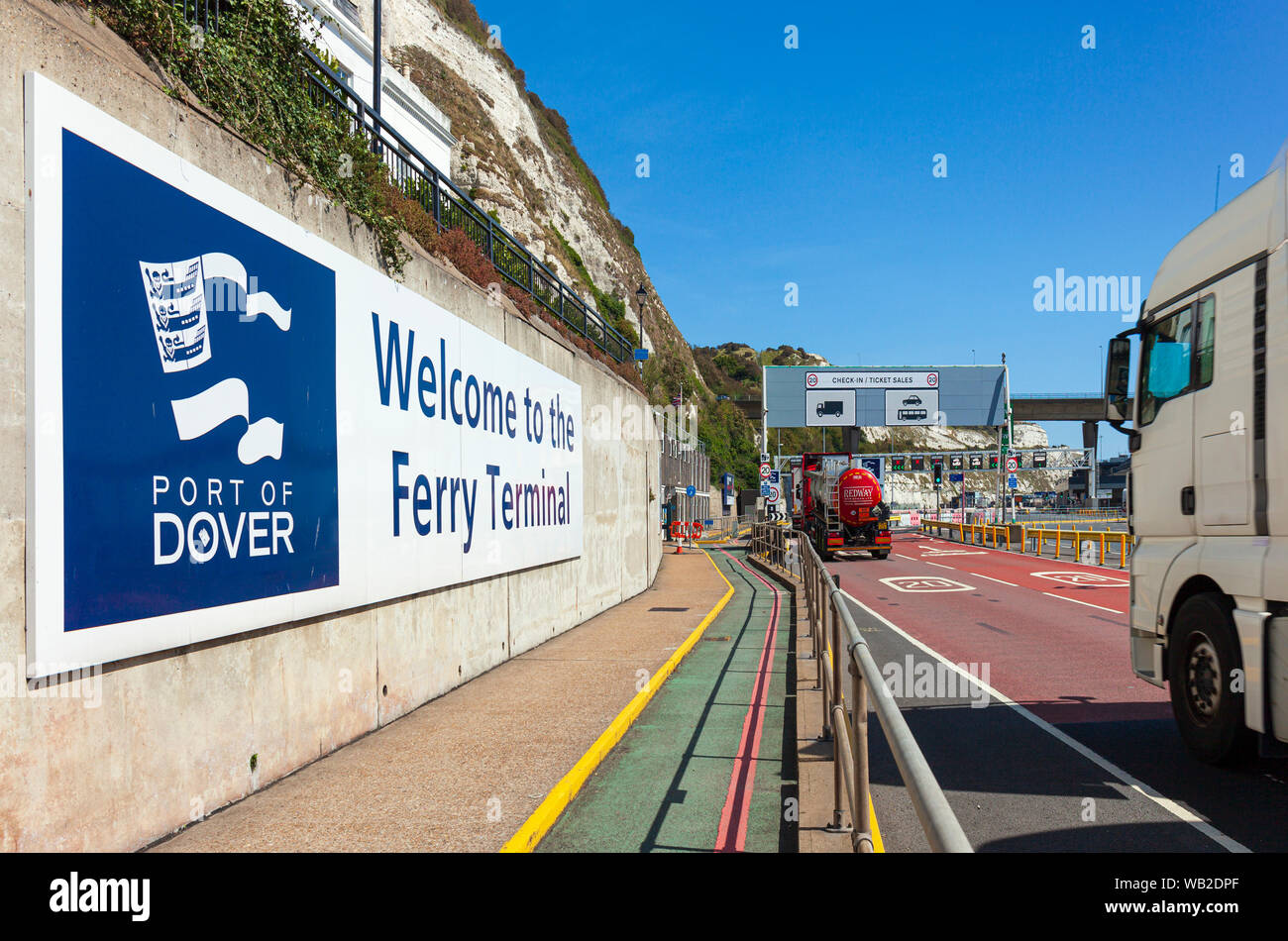 Lkw dover docks -Fotos und -Bildmaterial in hoher Auflösung – Alamy