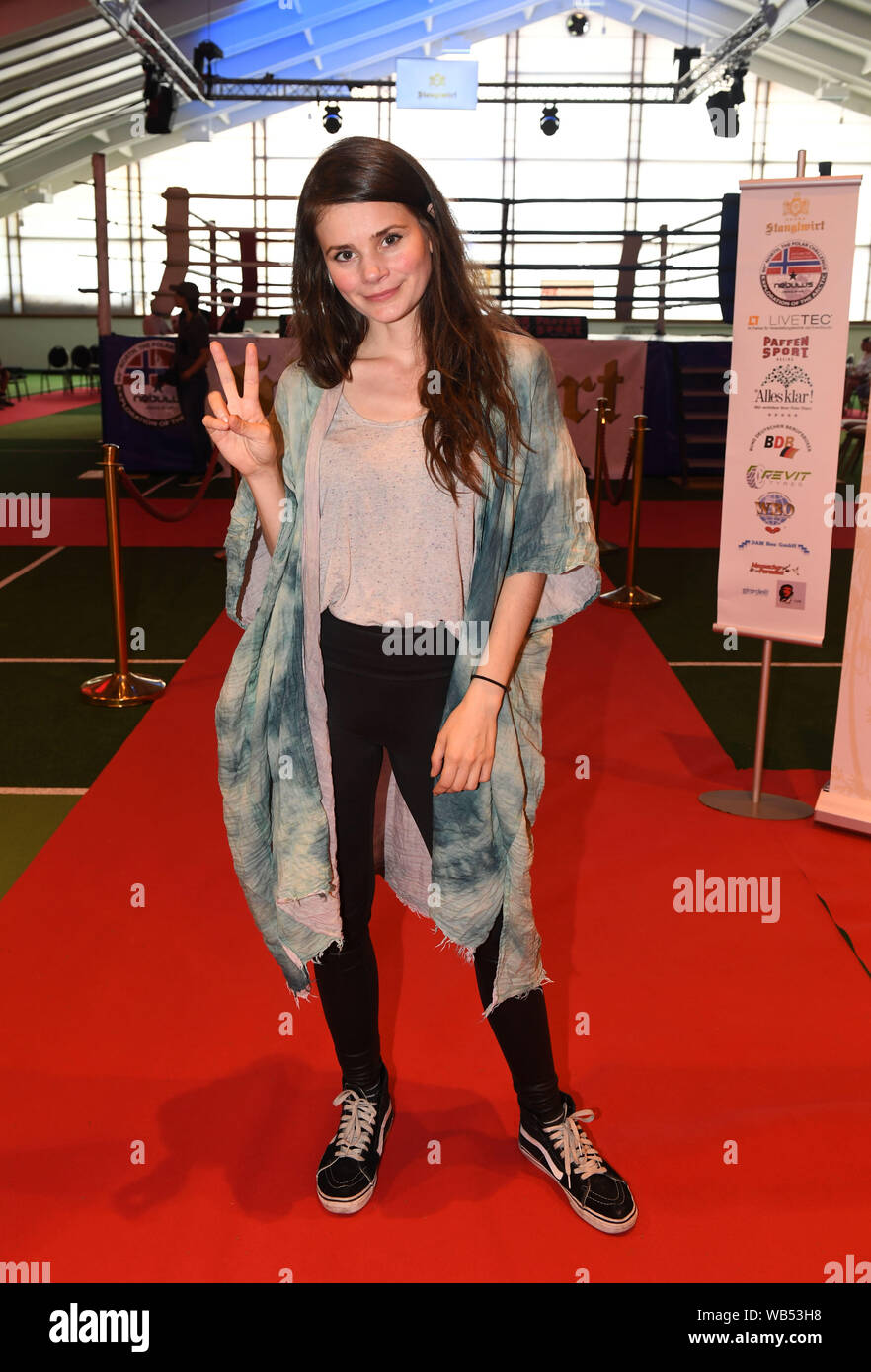 Ilg joyce -Fotos und -Bildmaterial in hoher Auflösung – Alamy