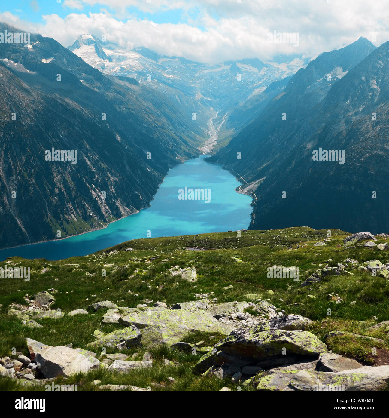 Wanderung zum olperer Hütte, Zillertaler, Österreich Stockfotografie ...