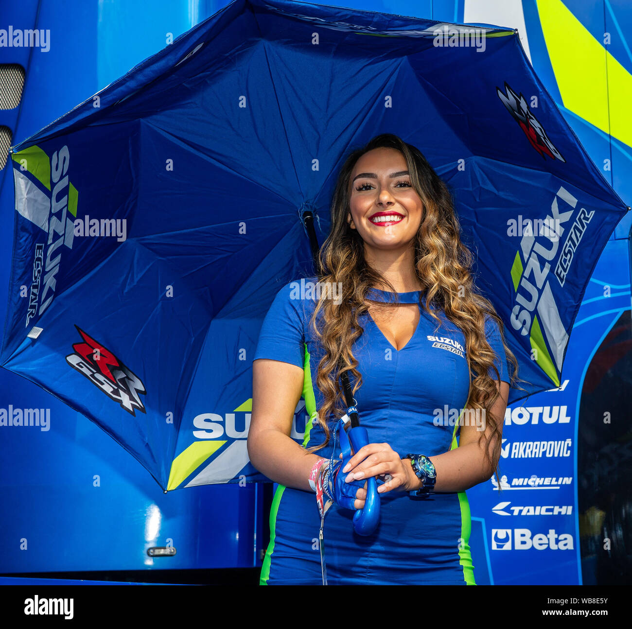 Grid Girl Silverstone Stockfotos und -bilder Kaufen - Alamy