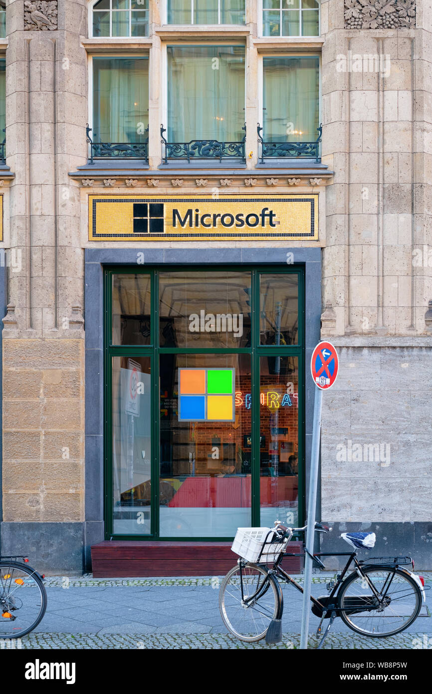 Microsoft berlin -Fotos und -Bildmaterial in hoher Auflösung – Alamy